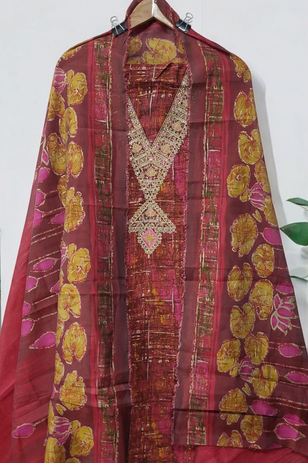 Fancy Modal Satin 3 pc Unstitched Salwar Suit - Leheriya.com